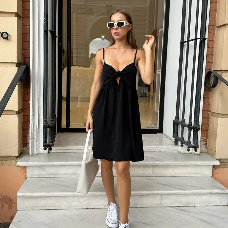 22 Stylish Black Sundress Outfit Ideas for Summer: Casual, Aesthetic ...