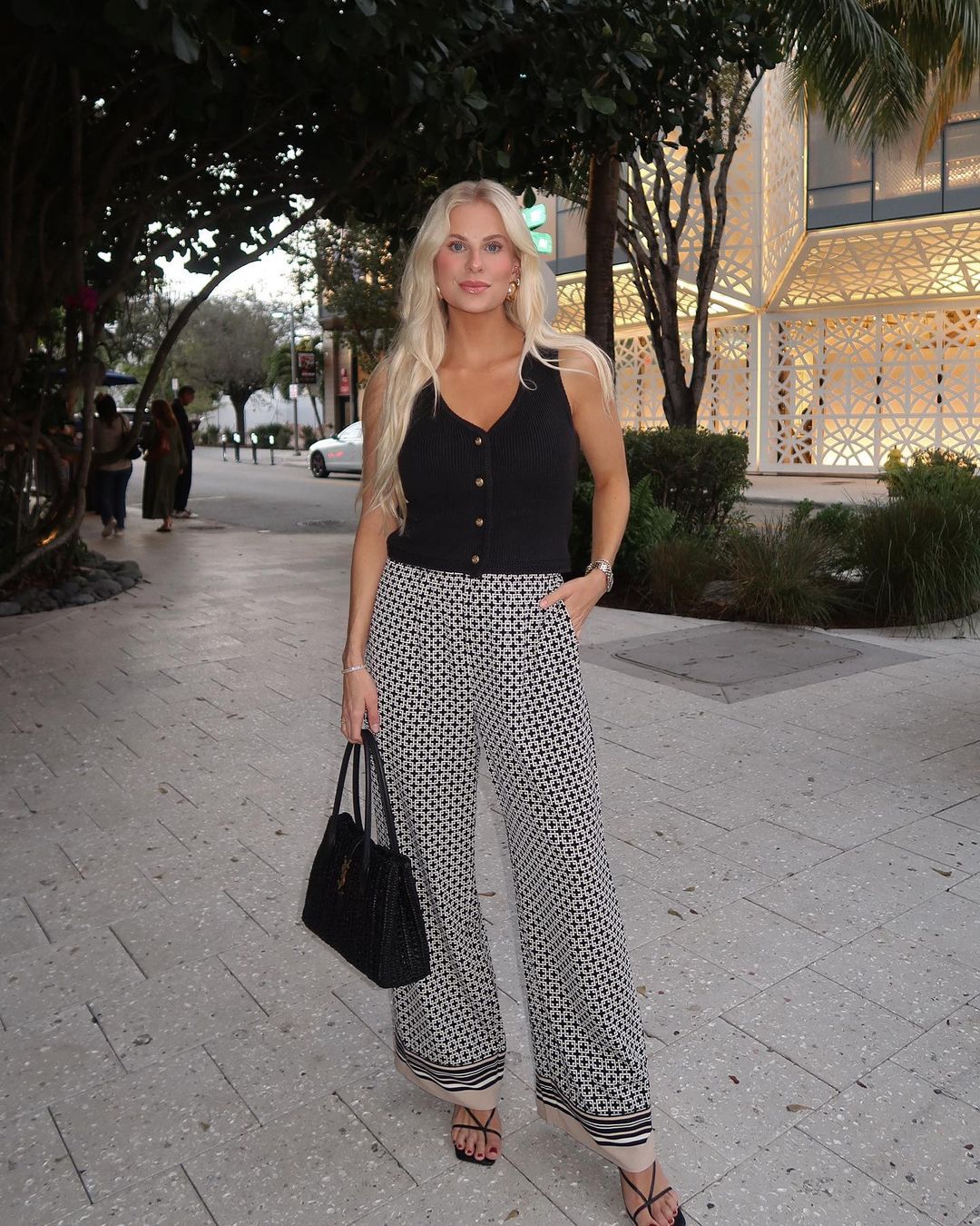 23 Miami Summer Outfits Ideas 2024: Street Style, Beach, Clubbing, and More
