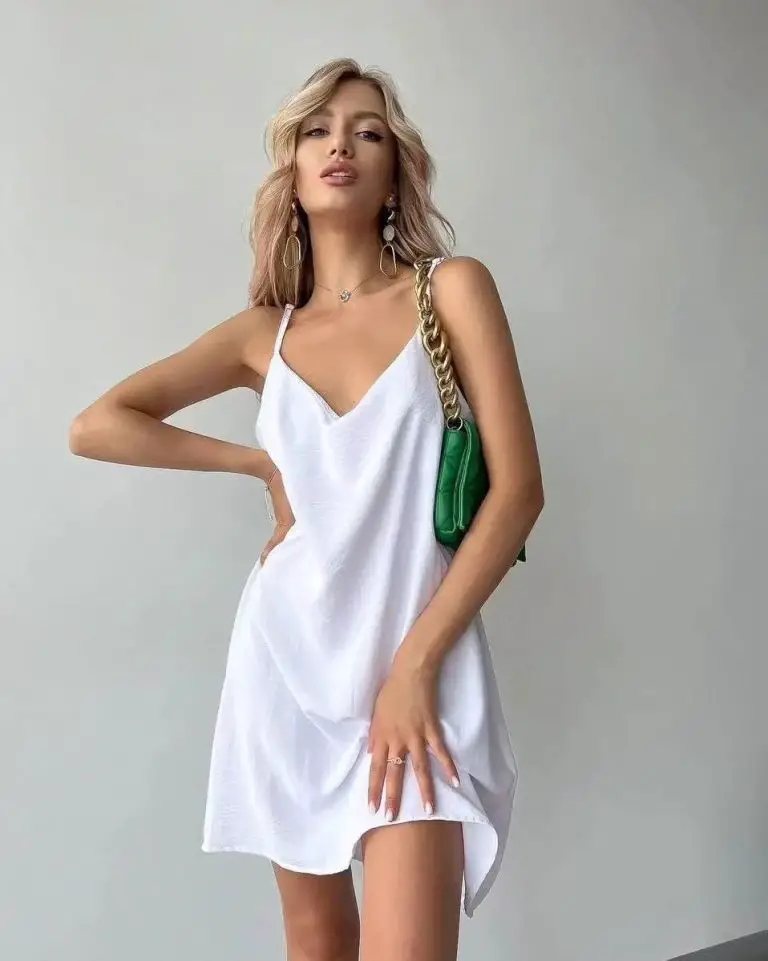 22 White Sundress Outfit Ideas for Every Occasion: Long, Short, Casual ...