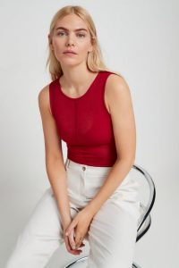 Versatile Red Tank Tops for Women – 22 Stylish Ideas to Elevate Your Look