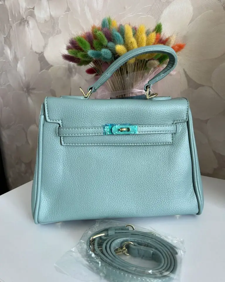 22 Stylish Ideas for the Perfect Women's Work Purse – Leather ...