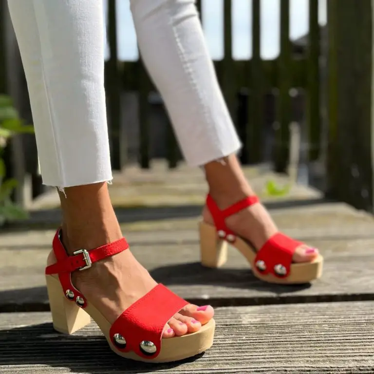 21 Ideas for Red Sandals for Women: Outfits, Styles, and Trends