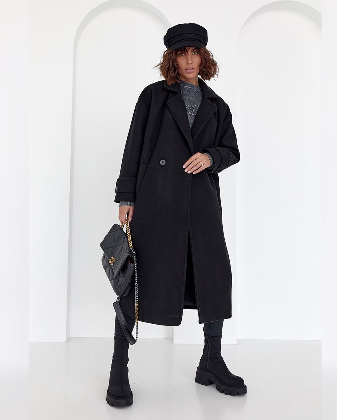 22 Elegant Ideas for Styling Black Coat Women Outfits - Winter, Formal ...