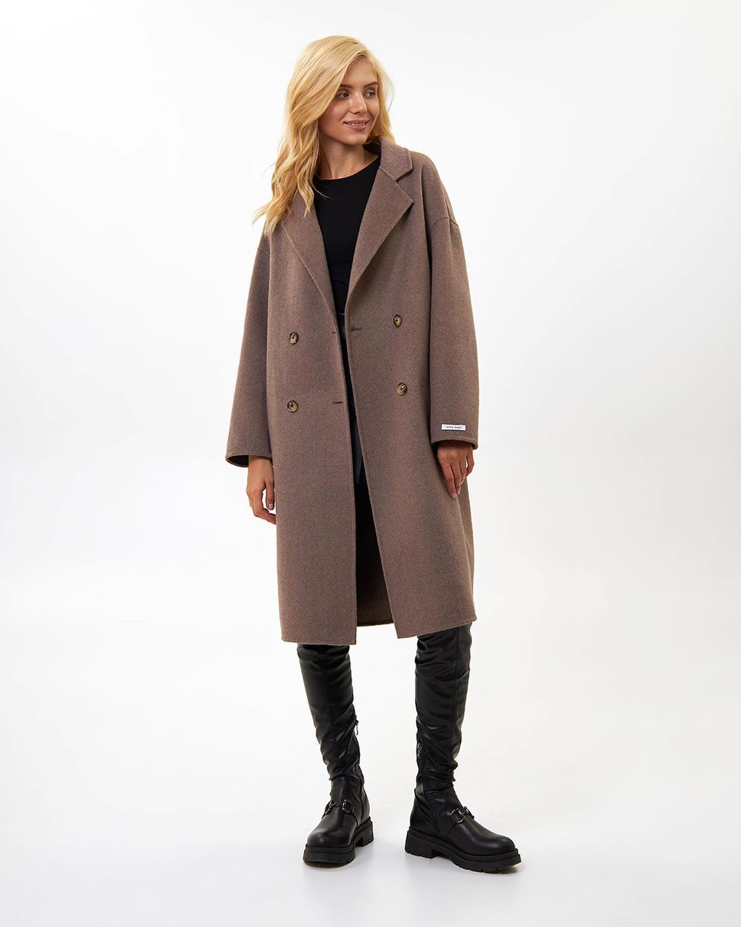 Discover 23 Best Wool Coat Women Outfit Ideas for Winter 2024: Short ...