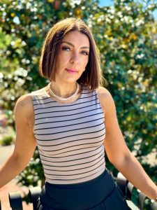 22 Ideas for Trendy Tops for Women Over 50 Year: Summer, Boho, Tank ...