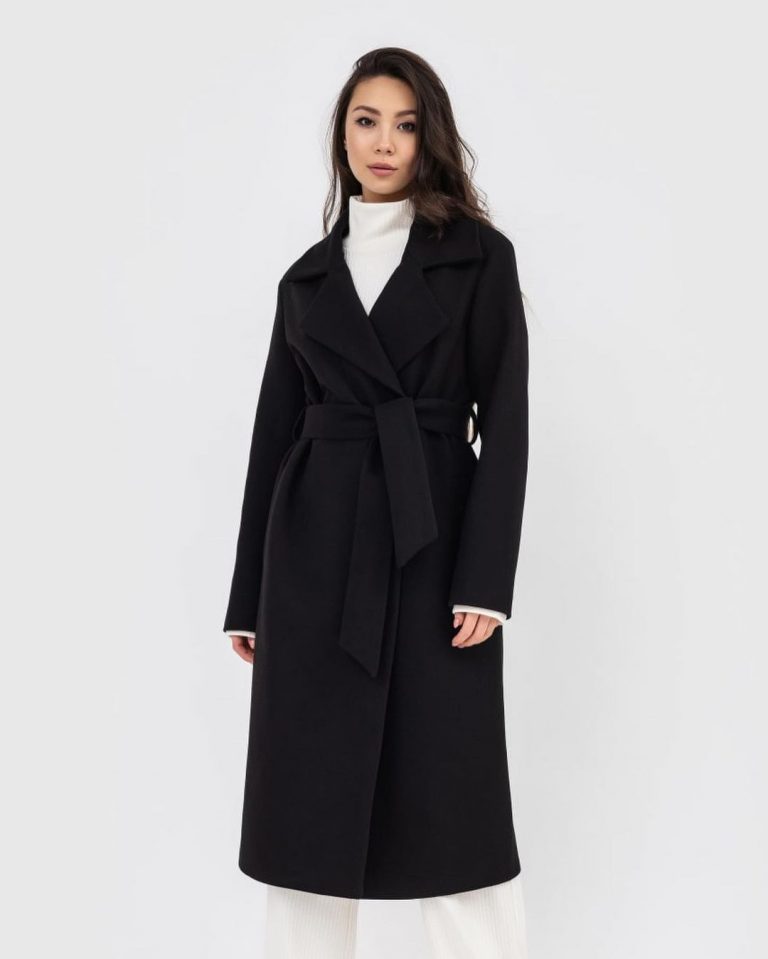 22 Elegant Ideas for Styling Black Coat Women Outfits - Winter, Formal ...