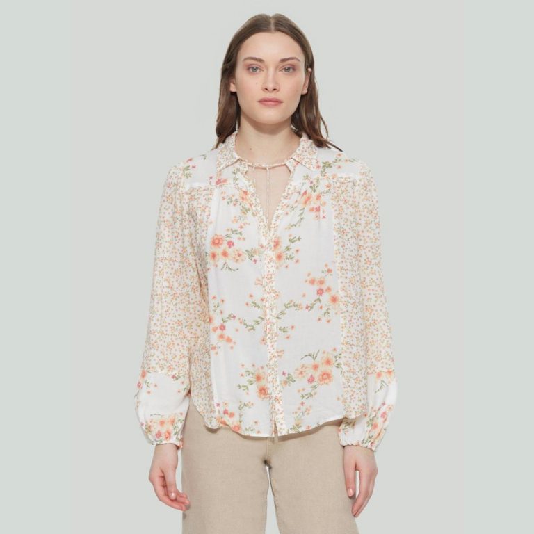 22 Stylish Women's Work Blouses: Design Ideas for Business Casual Offices