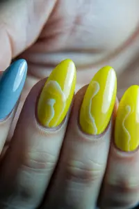 21 Yellow Spring Nails Ideas 2025 – Cute, Acrylic, Almond, Short ...